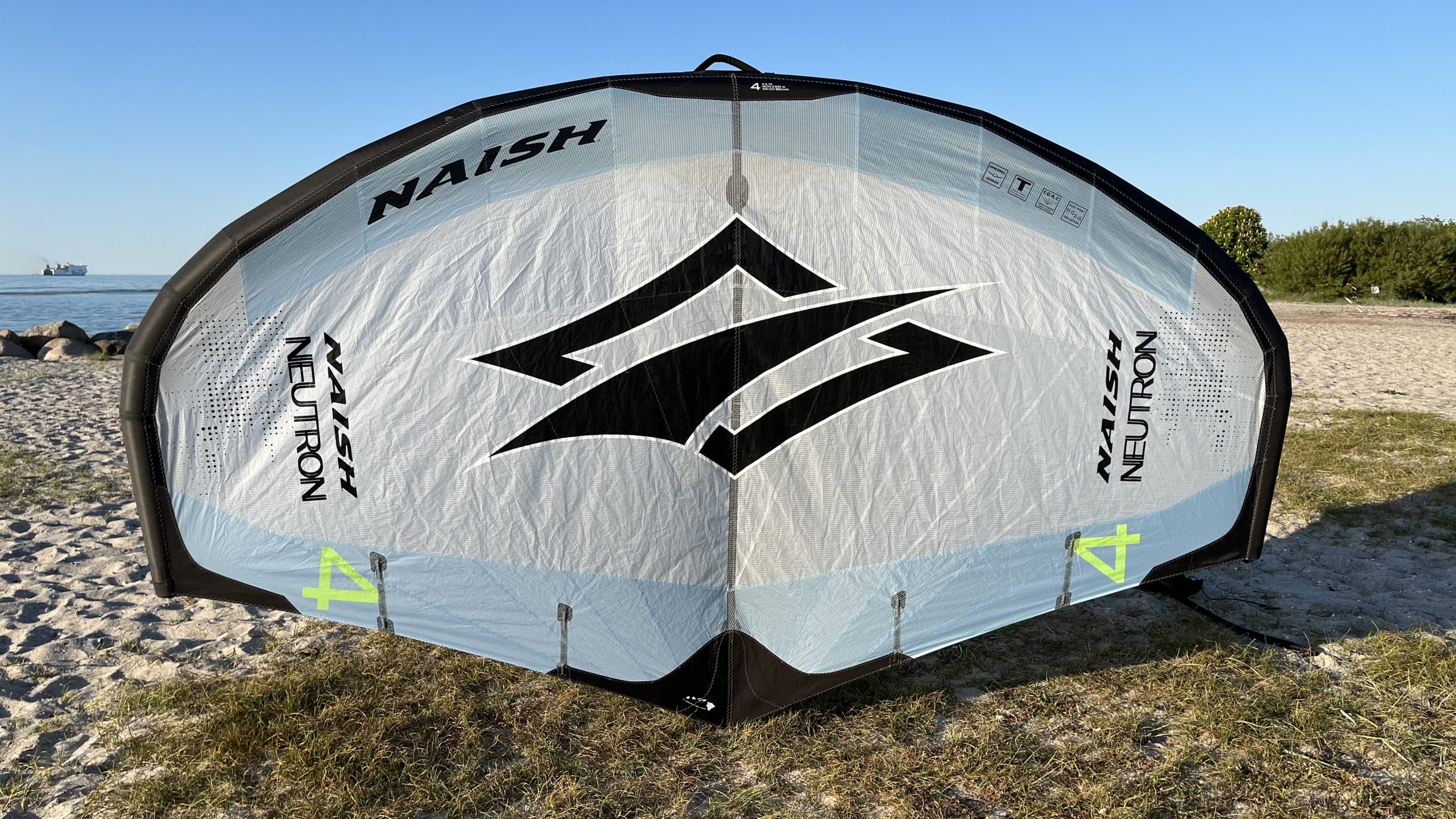 Naish Neutron Wing - Review - Wingpassion
